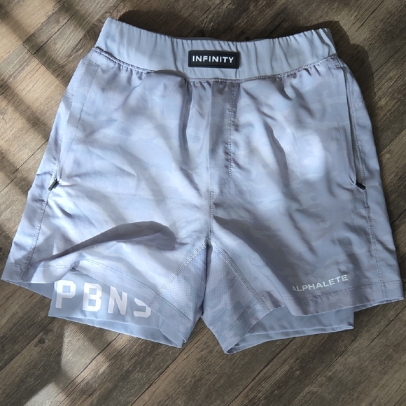 Alphalete | Shorts | Alphalete Infinity Gray Camo Compression Lined ...